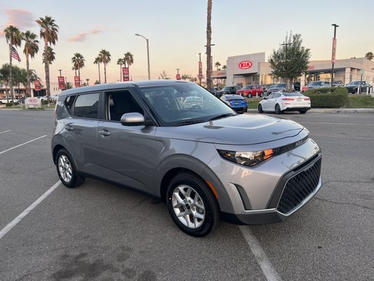 RIVERSIDE KIA - Updated December 2025 - 181 Photos & 753 Reviews - 8100 ...