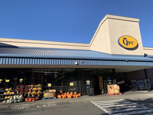 QFC - Updated October 2025 - 24 Photos & 93 Reviews - 11100 Roosevelt ...
