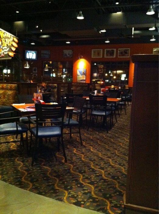 BOSTON PIZZA - Updated December 2025 - 11 Photos & 19 Reviews - 934 ...