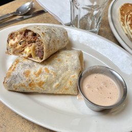 ISSAQUAH CAFE - 508 Photos & 684 Reviews - 1580 NW Gilman Blvd ...