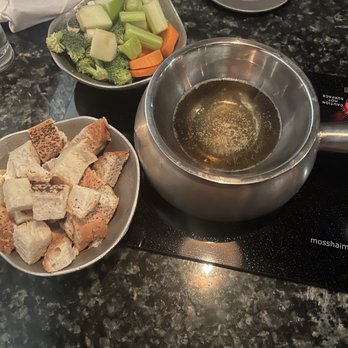 SIMPLY FONDUE - Updated December 2024 - 365 Photos & 290 Reviews - 2108 ...