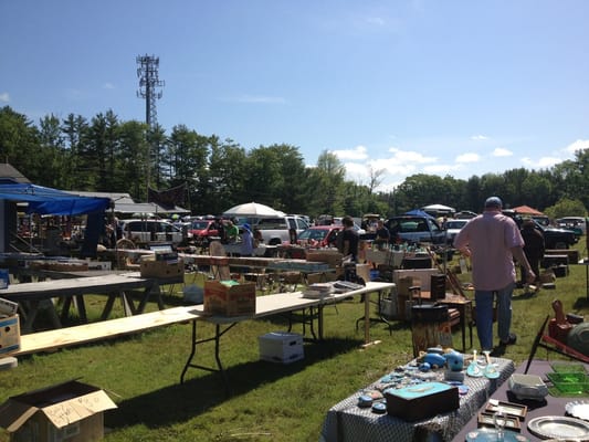 MONTSWEAG FLEA MARKET - Updated November 2025 - 11 Photos - 6 Hunnewell ...