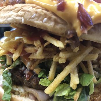 CHIQUI BURGER - Updated August 2025 - 18 Photos - 9785 S Orange Blossom ...