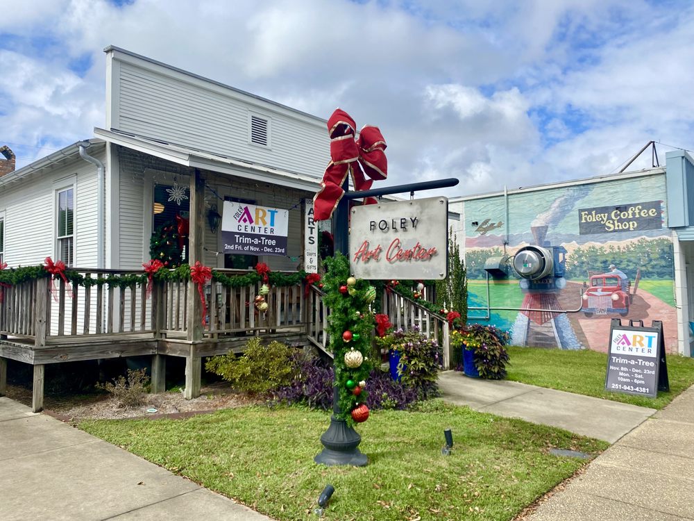 FOLEY ART CENTER - Updated December 2025 - 26 Photos - 211 N McKenzie ...