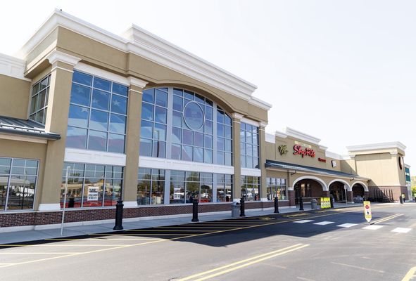 SHOPRITE OF HADLEY COMMONS - Updated December 2025 - 50 Photos & 10 ...