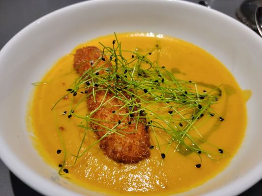 OTIS - Updated January 2026 - 143 Photos & 110 Reviews - 4 Front St ...