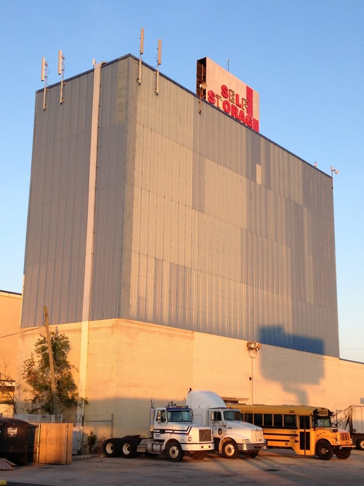 DISCOUNT ZONE - Updated December 2025 - 5350 Jefferson Hwy, New Orleans ...