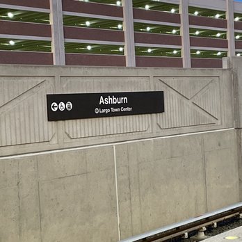ASHBURN METRO - Updated December 2025 - 28 Photos - 43655 Ashburn Metro ...