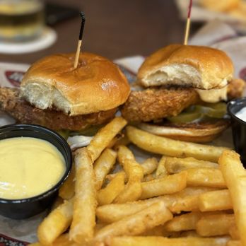 HOPS N DROPS - Updated July 2025 - 67 Photos & 45 Reviews - 210 NE ...