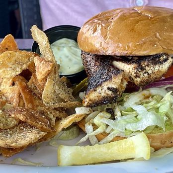 HIDDEN TREASURE RUM BAR & GRILL - Updated August 2025 - 702 Photos ...