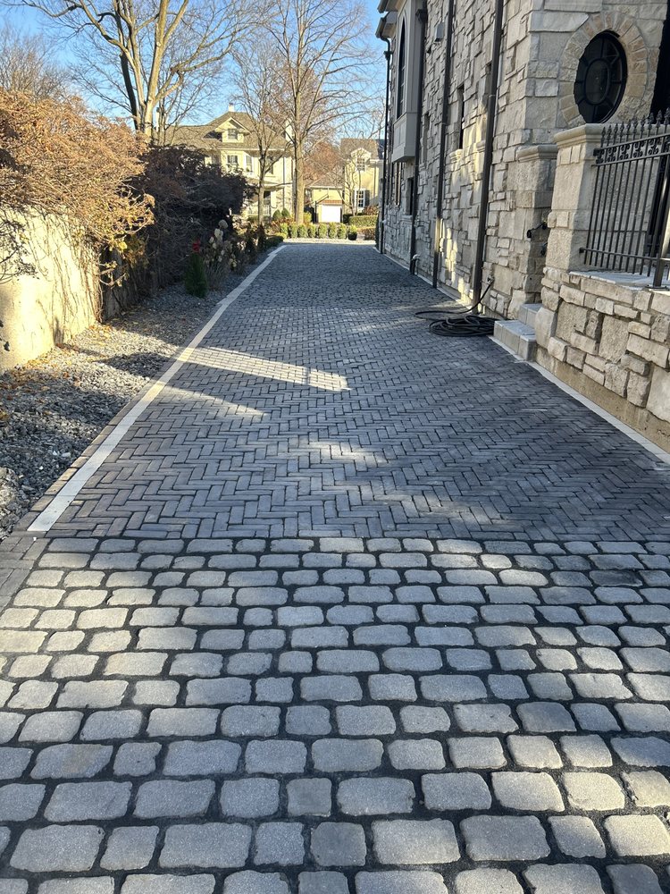 RDZ CONSTRUCTION - Updated May 2025 - Romeoville, Illinois - Landscaping - Phone Number - Yelp