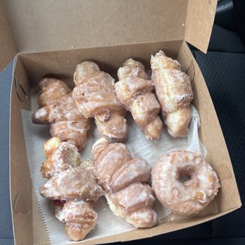 SUPERIOR BAKERY - Updated December 2025 - 224 Photos & 358 Reviews ...