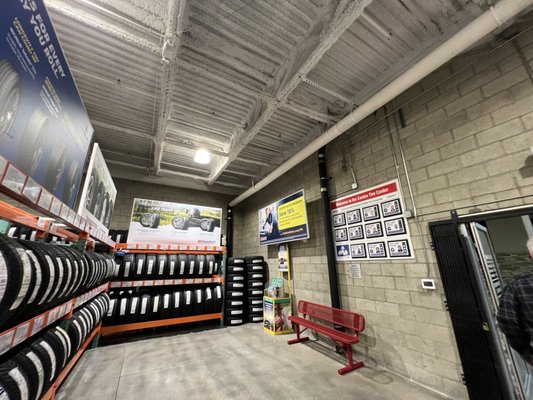 COSTCO TIRE CENTER - Updated May 2026 - 33 Photos & 62 Reviews - 6100 ...
