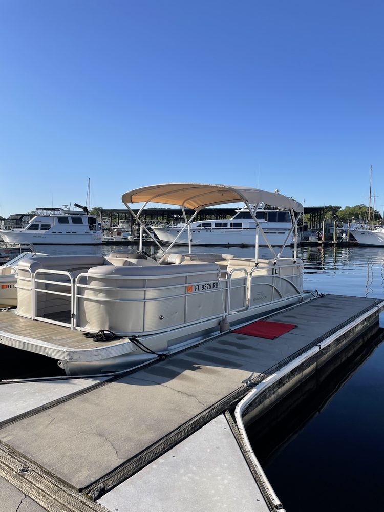 BUZZ BOAT - Updated January 2025 - 531 N Palmetto Ave, Sanford, Florida ...