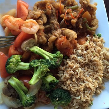 SIGNATURE PALACE RESTAURANT - Updated October 2025 - 14 Photos & 21 ...