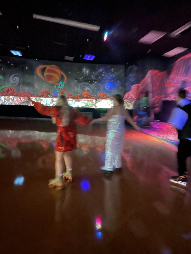 ASTRO SKATE CENTER PINELLAS PARK - Updated September 2025 - 25 Photos ...