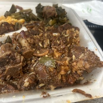 V’S KITCHEN - Updated November 2024 - 97 Photos & 104 Reviews - 2945 S ...