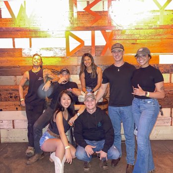 WHISKEY DIX’ SALOON - Updated April 2025 - 66 Photos & 147 Reviews - 99 ...