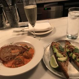 HUMMINGBIRD - Updated December 2025 - 432 Photos & 226 Reviews - 1053 E ...