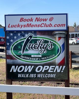 LUCKY’S BARBERSHOP & MEN’S CLUB - Updated November 2025 - 27 Photos ...