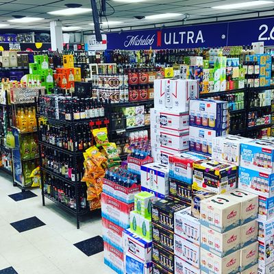 OAKVIEW PARTY STORE - Updated October 2025 - 42256 Palmer Rd, Canton ...