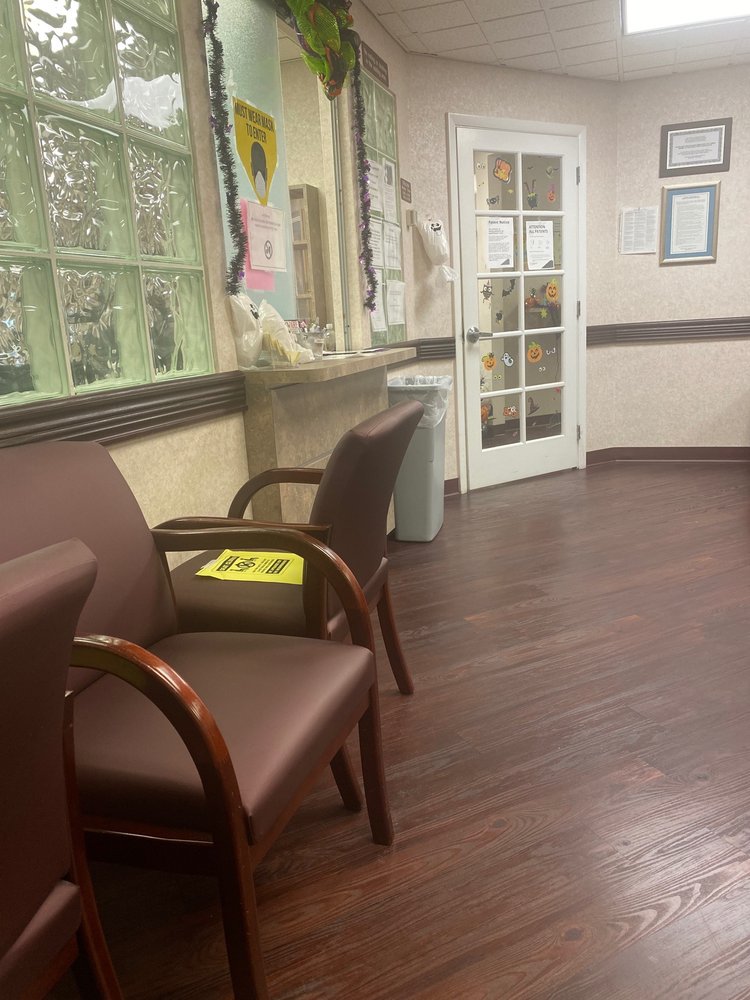 DAVILA SUSAN MD - Updated May 2026 - 17 Reviews - 601 N Flamingo Rd ...