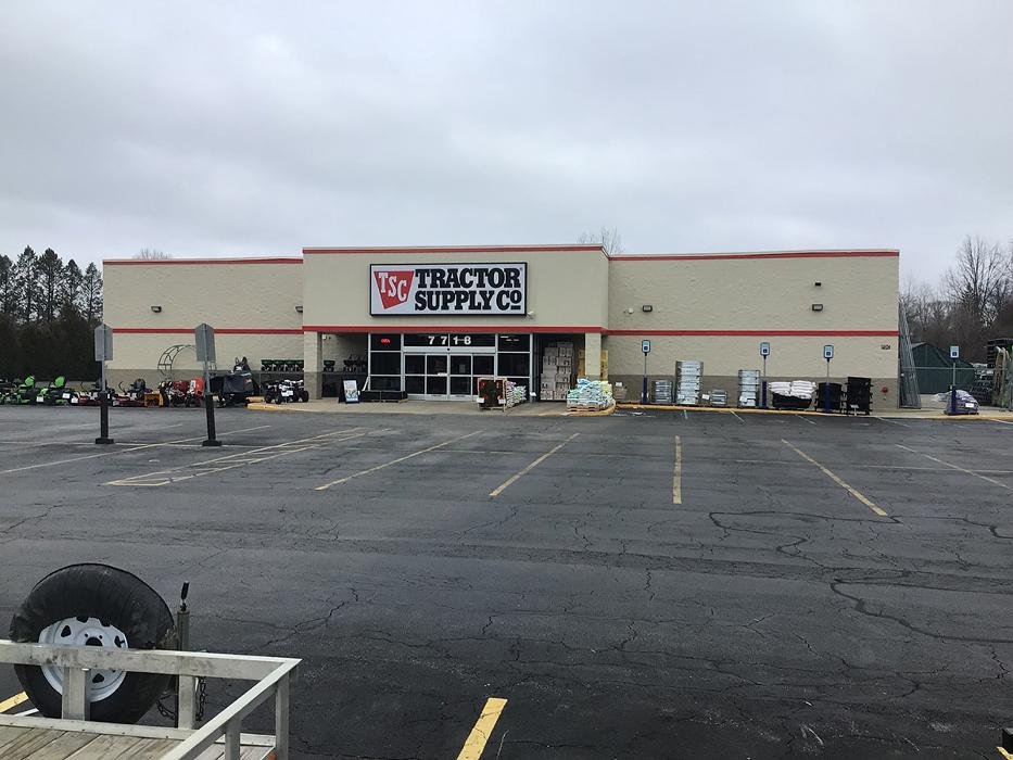 TRACTOR SUPPLY - Updated November 2025 - 7718 Central Ave, Toledo, Ohio ...