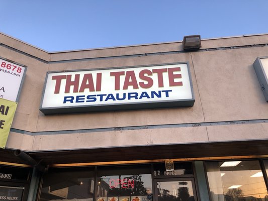 THAI TASTE RESTAURANT - 85 Photos & 169 Reviews - Thai - 2328 Fletcher ...