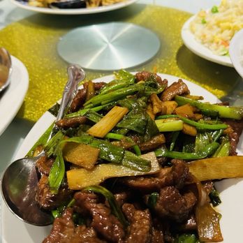 YANG CHOW - Updated November 2024 - 2912 Photos & 3407 Reviews - 819 N ...