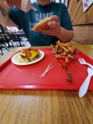TLC BURGERS & FRIES - 17 Photos & 32 Reviews - 201 E Broad St ...
