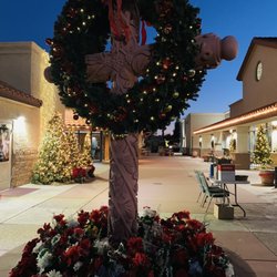 ST ANNE’S CATHOLIC CHURCH - 29 Photos & 10 Reviews - 440 E Elliot Rd ...