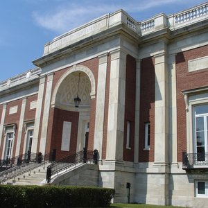 MALDEN PUBLIC LIBRARY - Updated October 2025 - 20 Photos & 17 Reviews ...