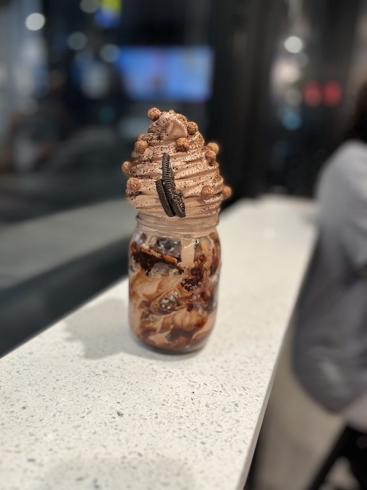 SURREAL CREAMERY - 68 Photos & 38 Reviews - 1016 Race St, Philadelphia ...