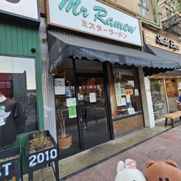 MR RAMEN - Updated December 2025 - 1113 Photos & 1220 Reviews - 341 1/2 ...