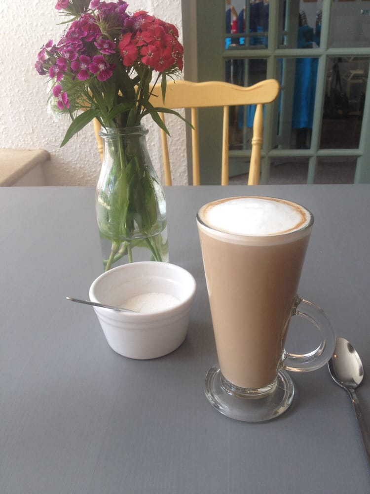 BRONWEN’S HOUSE - Updated July 2024 - 2 High Street, Clydach, Swansea ...