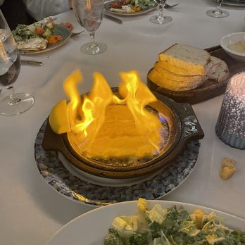 ESTIA - Updated June 2025 - 1341 Photos & 933 Reviews - 1405 Locust St ...