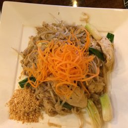 ALEX THAI FOOD AND NOODLE BISTRO - Updated September 2025 - 138 Photos ...
