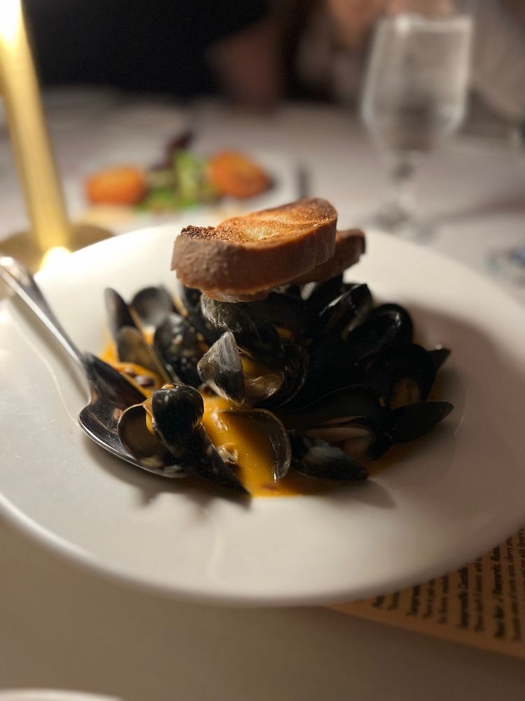 CHADWICK’S - Updated December 2025 - 370 Photos & 361 Reviews - 8822 ...