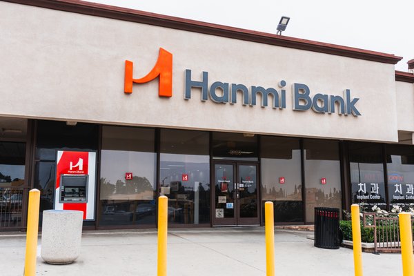 HANMI BANK - Updated July 2025 - 10180 Reseda Blvd, northridge ...