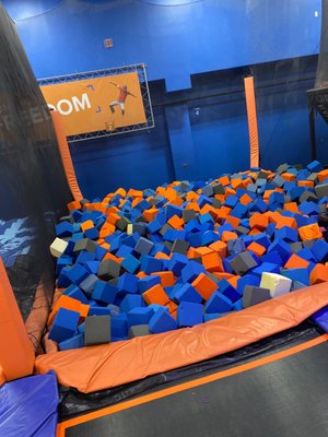 SKY ZONE TRAMPOLINE PARK - Updated October 2025 - 91 Photos & 150 ...