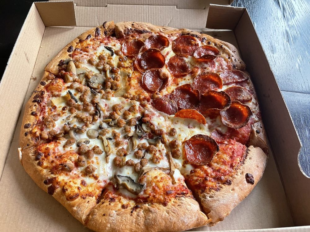 PIZZA FAN - Updated June 2026 - 18 Photos & 14 Reviews - 3830 W 140th ...