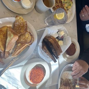 THE LIMERICK DINER - 38 Photos & 210 Reviews - 411 W Ridge Pike ...