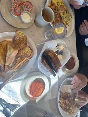 THE LIMERICK DINER - 38 Photos & 209 Reviews - 411 W Ridge Pike ...