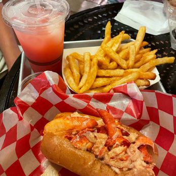 FAT CHEEKS HAWAII - 1287 Photos & 505 Reviews - 1200 Ala Moana Blvd ...