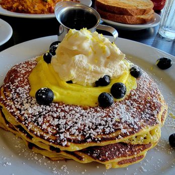 BEA BEA’S - Updated September 2024 - 5140 Photos & 4555 Reviews - 353 N ...