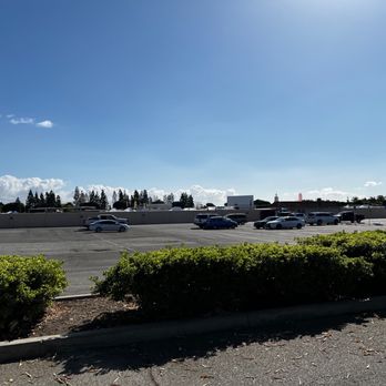 PARAMOUNT SWAP MEET - Updated December 2025 - 144 Photos & 97 Reviews ...