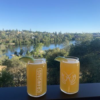 CRAWDADS ON THE LAKE - Updated September 2024 - 190 Photos & 311 ...