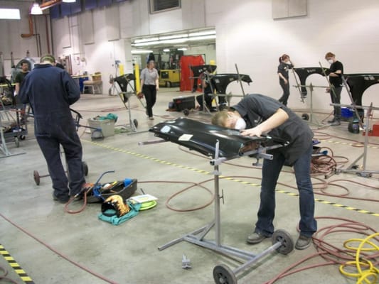 VOSS COLLISION CENTRE - Updated January 2026 - 30 Photos & 17 Reviews ...