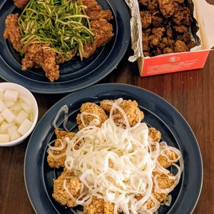 HOLY BUCKETS HALAL CHICKEN - Updated July 2024 - 43 Photos & 50 Reviews ...