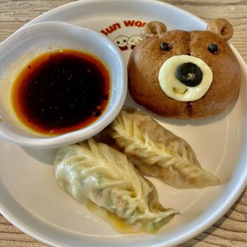 BUN WORLD - Updated September 2024 - 388 Photos & 154 Reviews - 1071 N ...